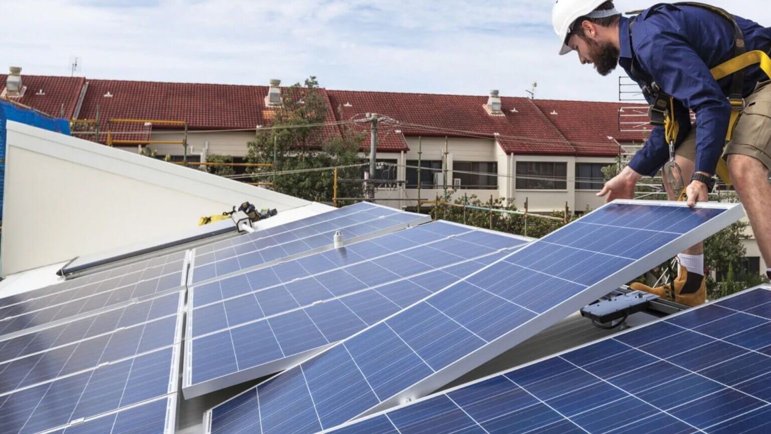 How to Connect Solar Panels to Battery and Inverter?